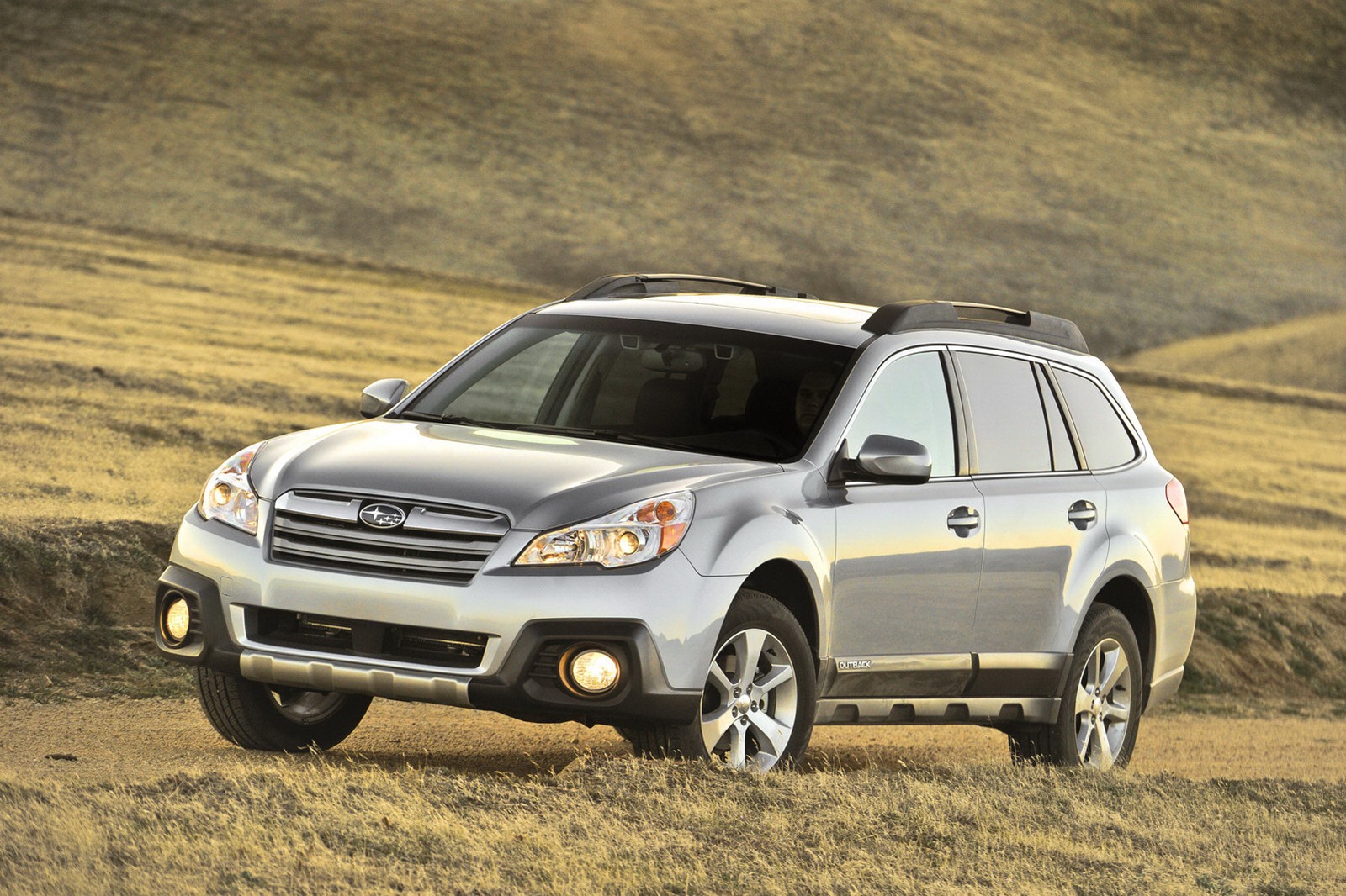 Subaru Outback Facelift 2012 - Subaru - Autopareri
